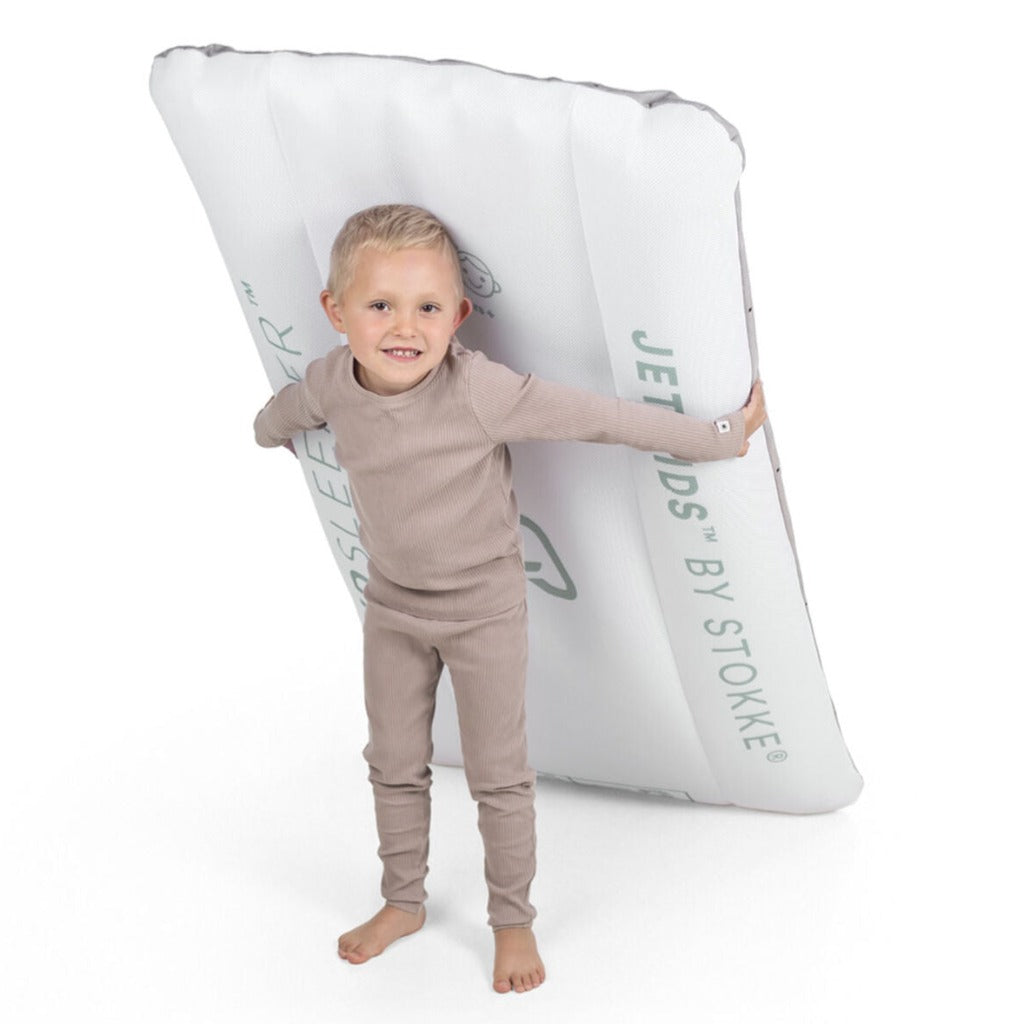 JETKIDS™ BY STOKKE® CLOUDSLEEPER™ INFLATABLE KIDS BED – Precious Cargo